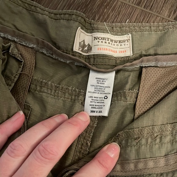 Northwest Territory | Pants | Cargo Pants That Unzip To Shorts | Poshmark